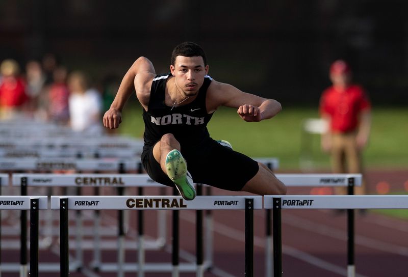 Who were the top finishers in the SIAC and PAC boys track & field ...