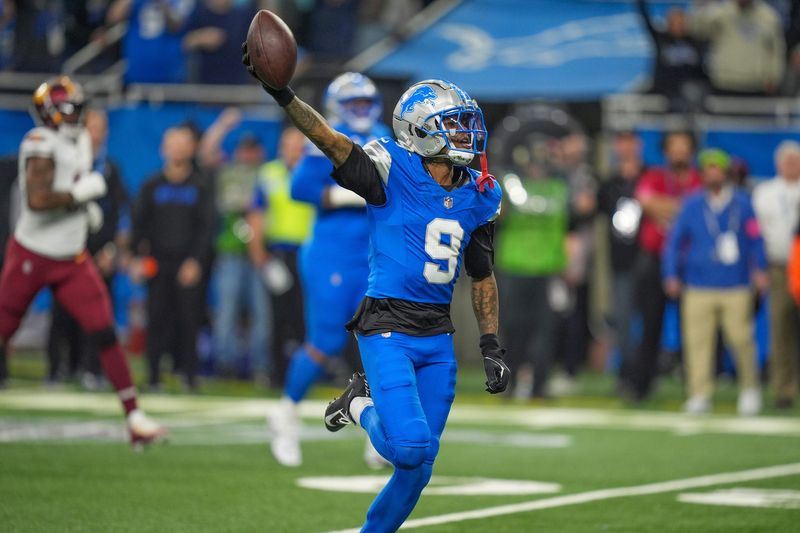 First look at Lions WR Jameson Williams in his new jersey