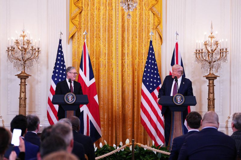 US and Britain will have trade agreement, Trump says alongside Starmer