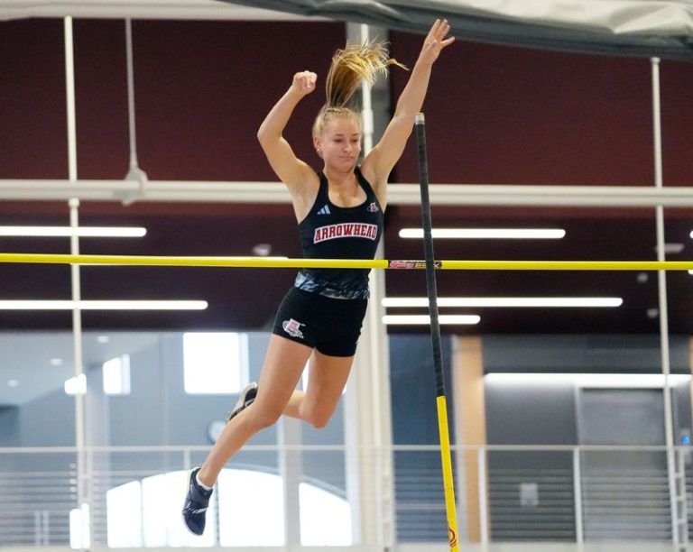 Arrowhead's Elise Schroeder wins Journal Sentinel Piggly Wiggly high ...